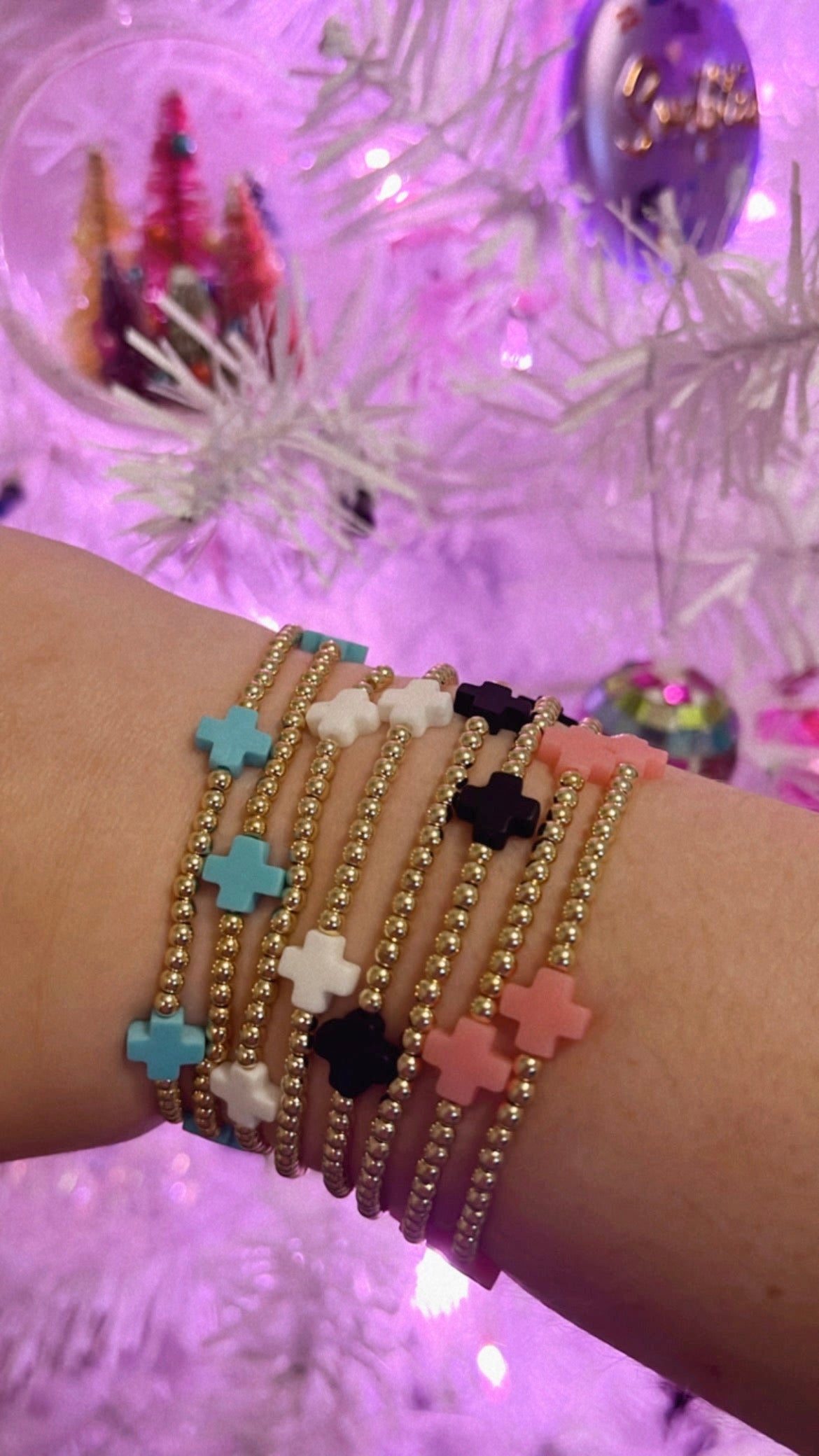 Signature cross – Beadedbykyliexo